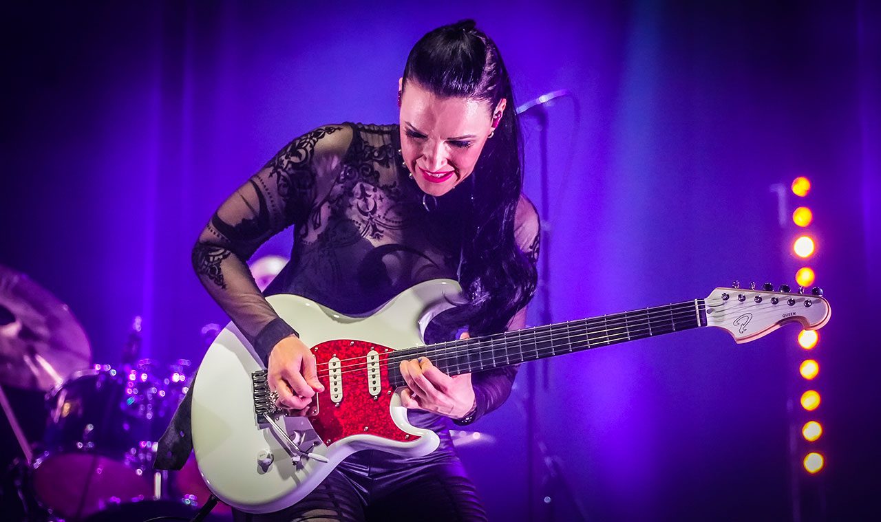 Erja Lyytinen fuori con l'album "Diamonds on the road" - A-Z Press